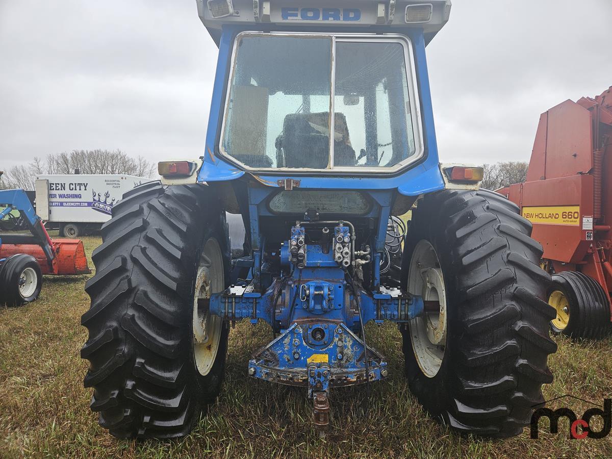 Ford TW-25 Tractor w/ 894 Front End Loader Grapple Bucket Ford TW-25 Tractor w/ 894 Front End Loader Grapple Bucket